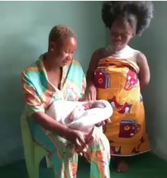 Nigerian Woman Born With Both Sex Organs Fathers Two Children - Parrot ...